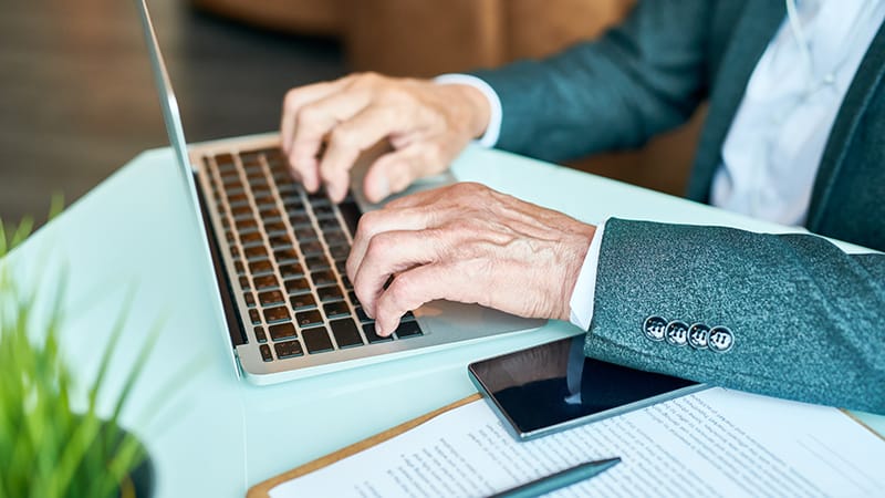 When Should Passive Voice Be Used in Business Writing? A Practical Guide